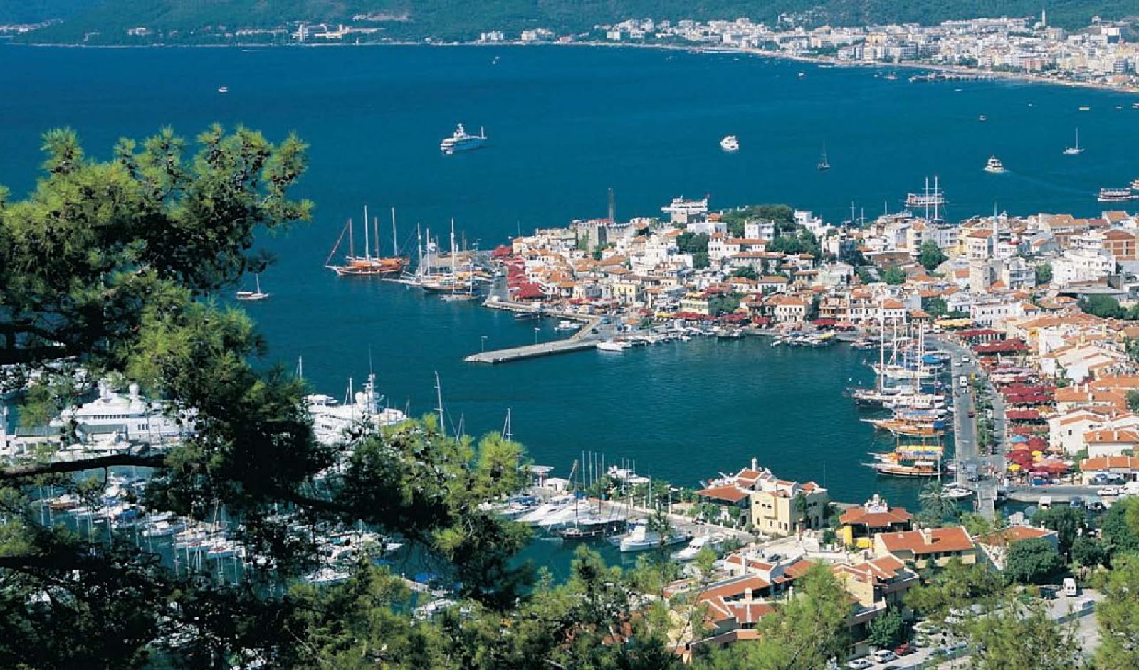 Muğla Marmaris'e Nasıl Gidilir